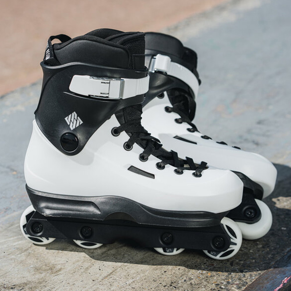 aggressive inline skaters